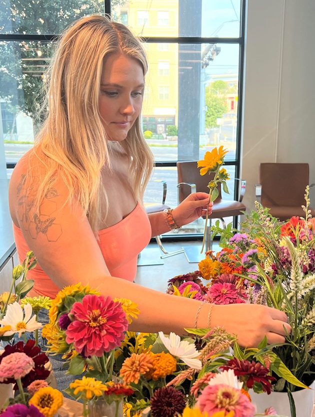 The Stem Bar – FRESHLY CUT STEMS